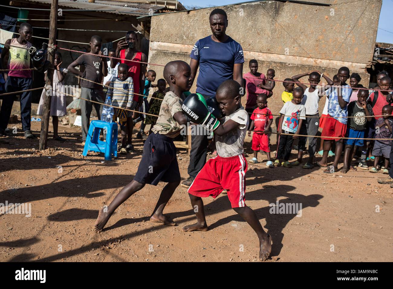 Boxing in Katanga slum, Kampala, Uganda, Africa Stock Photo - Alamy
