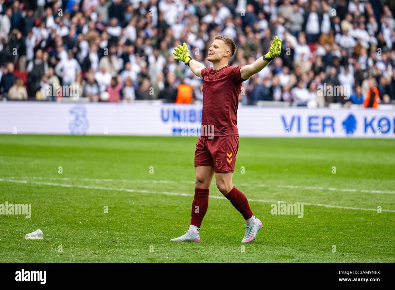 Copenhagen, Denmark. 13th Apr, 2025. Goalkeeper Patrick Pentz (1) of ...