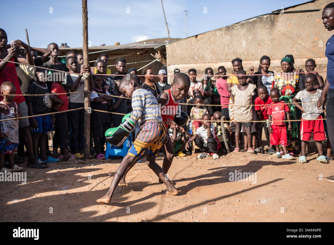 Boxing in Katanga slum, Kampala, Uganda, Africa Stock Photo - Alamy