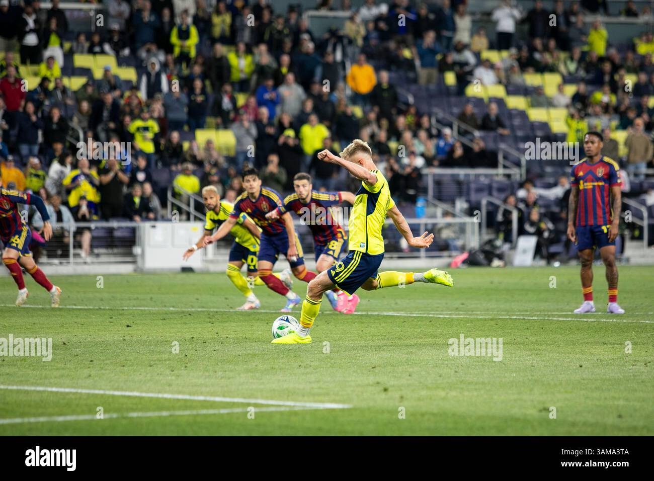 Nashville, USA. 12th Apr, 2025. Nashville SC forward Sam Surridge (9 ...