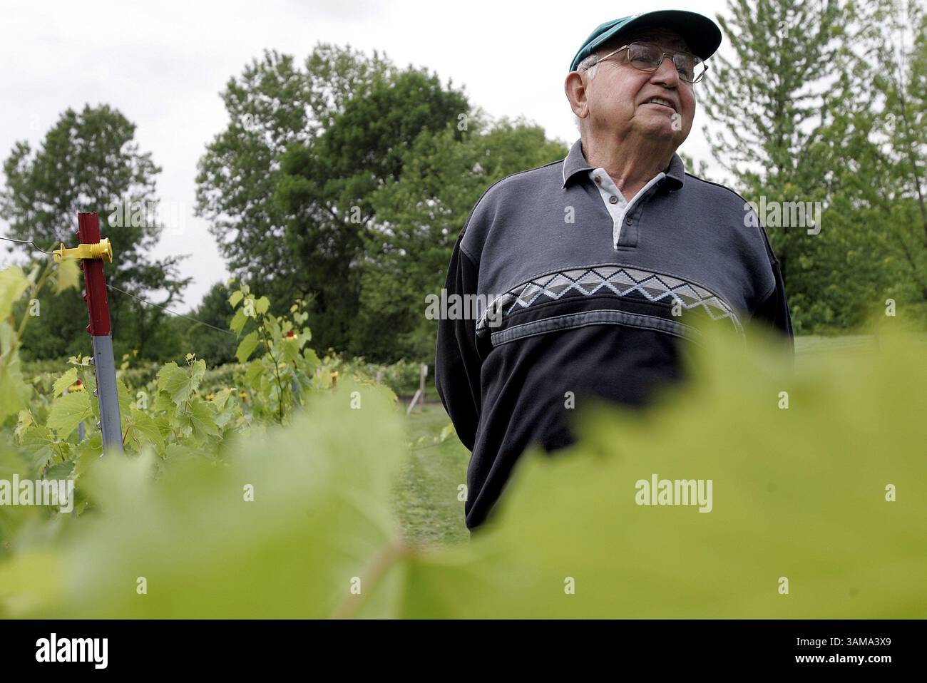 Tons 77 hi-res stock photography and images - Alamy