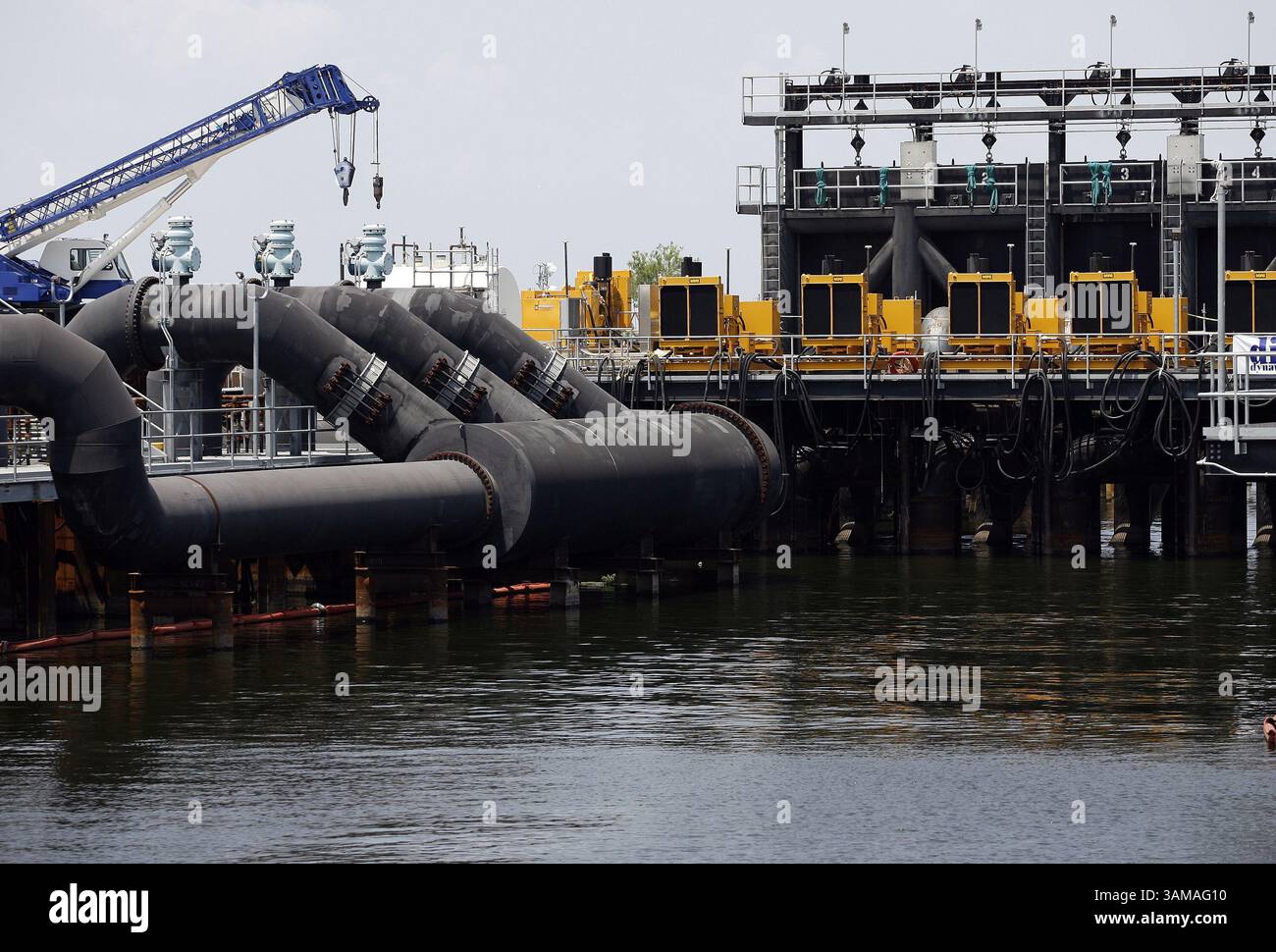 U s city flooding water pumps hi-res stock photography and images - Alamy