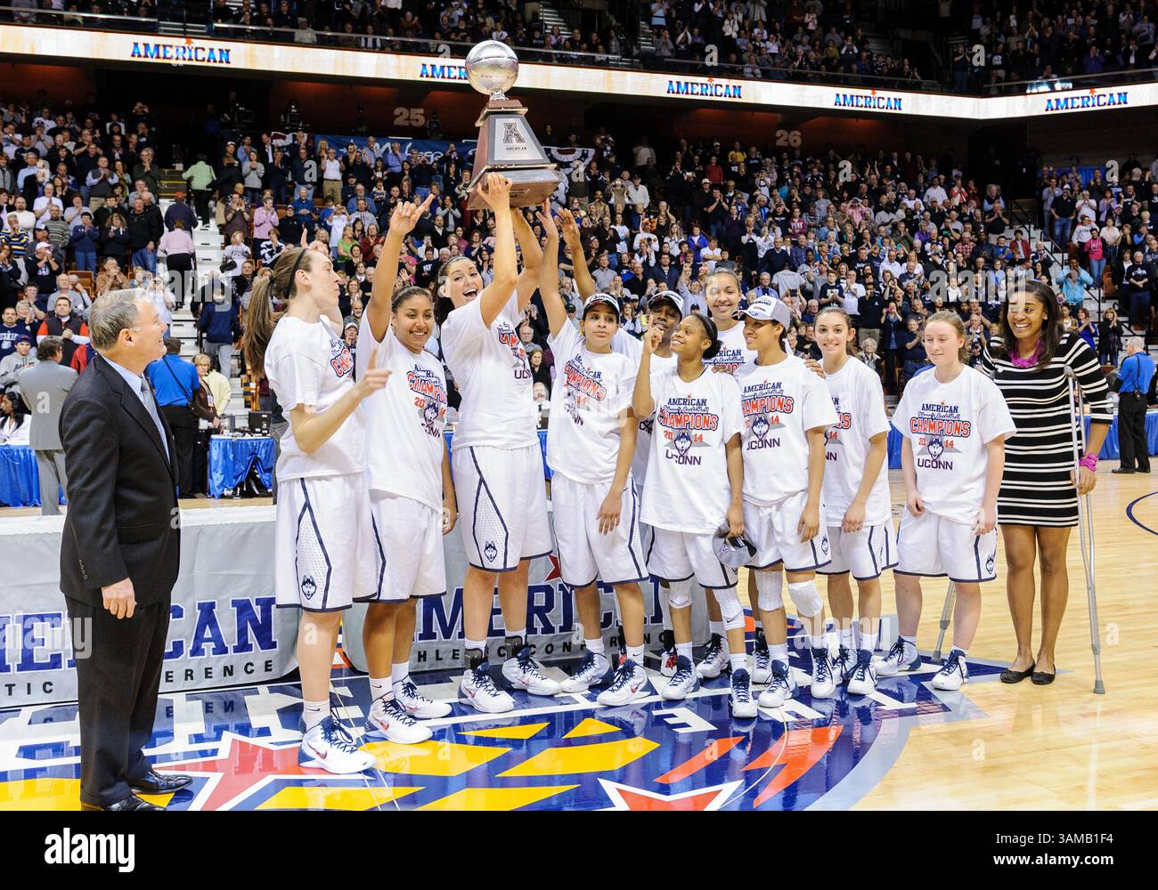 Aac basketball hi-res stock photography and images - Alamy