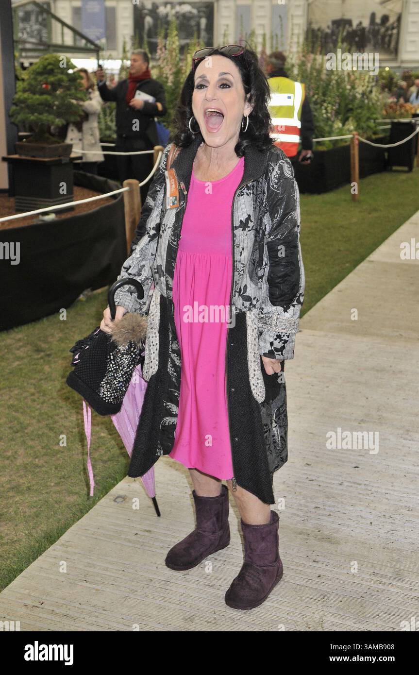 Lesley Joseph, RHS Chelsea Flower Show, The Royal Hospital Chelsea ...