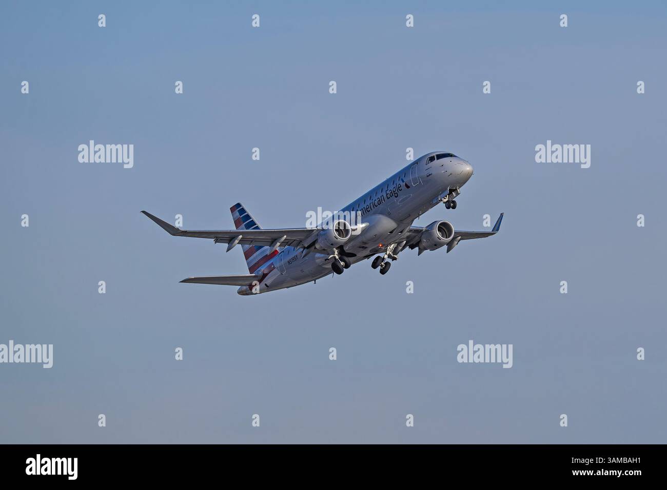 Sky Harbor Intl. Airport 4-12-2025 Phoenix AZ, USA American Eagle ...