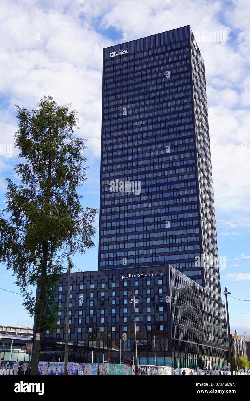 Tour To-Lyon Tower with tree and Hotel, Skyscraper in Lyon, France ...