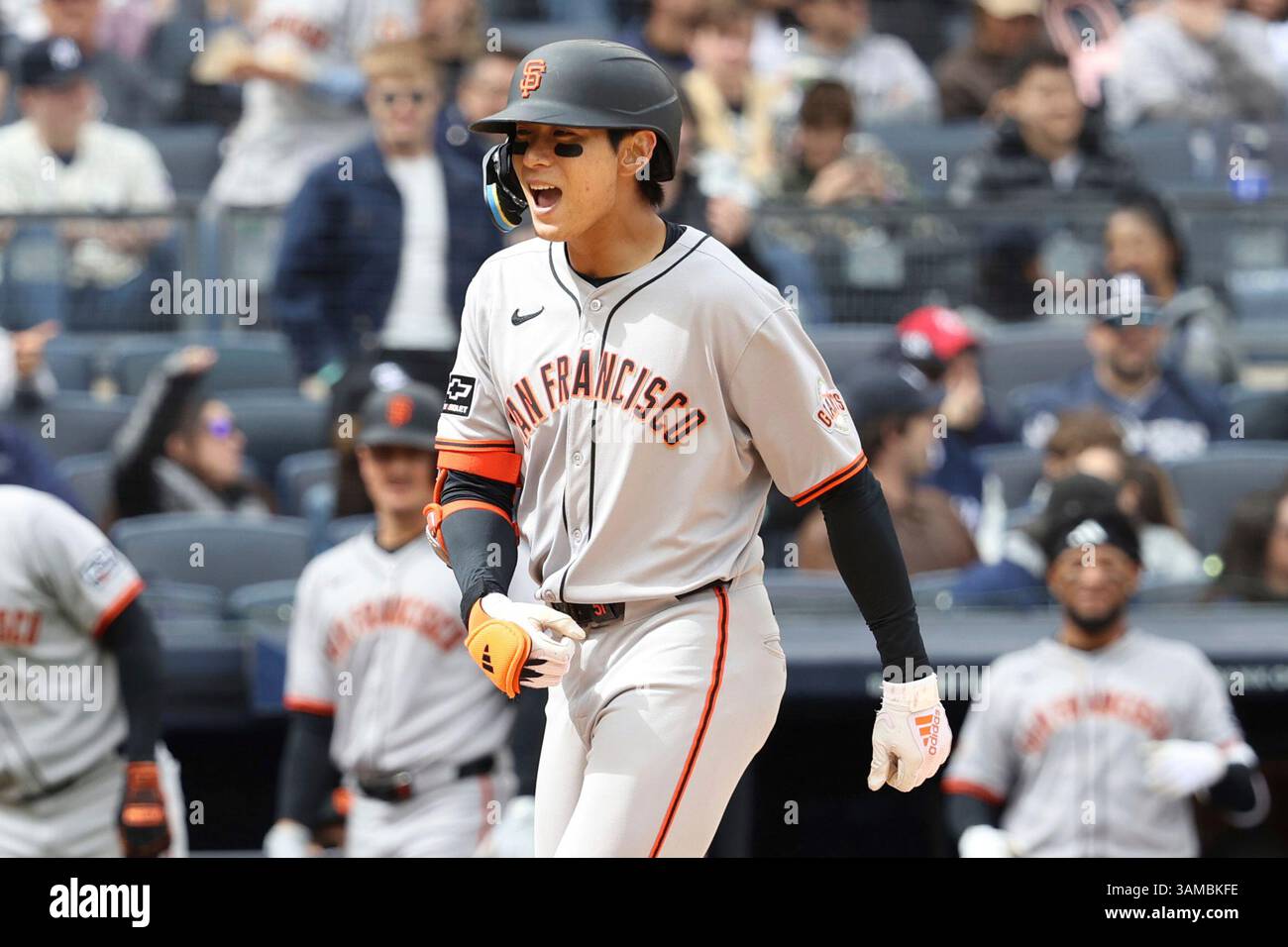 San Francisco Giants' Jung Hoo Lee reacts after hitting a three run ...
