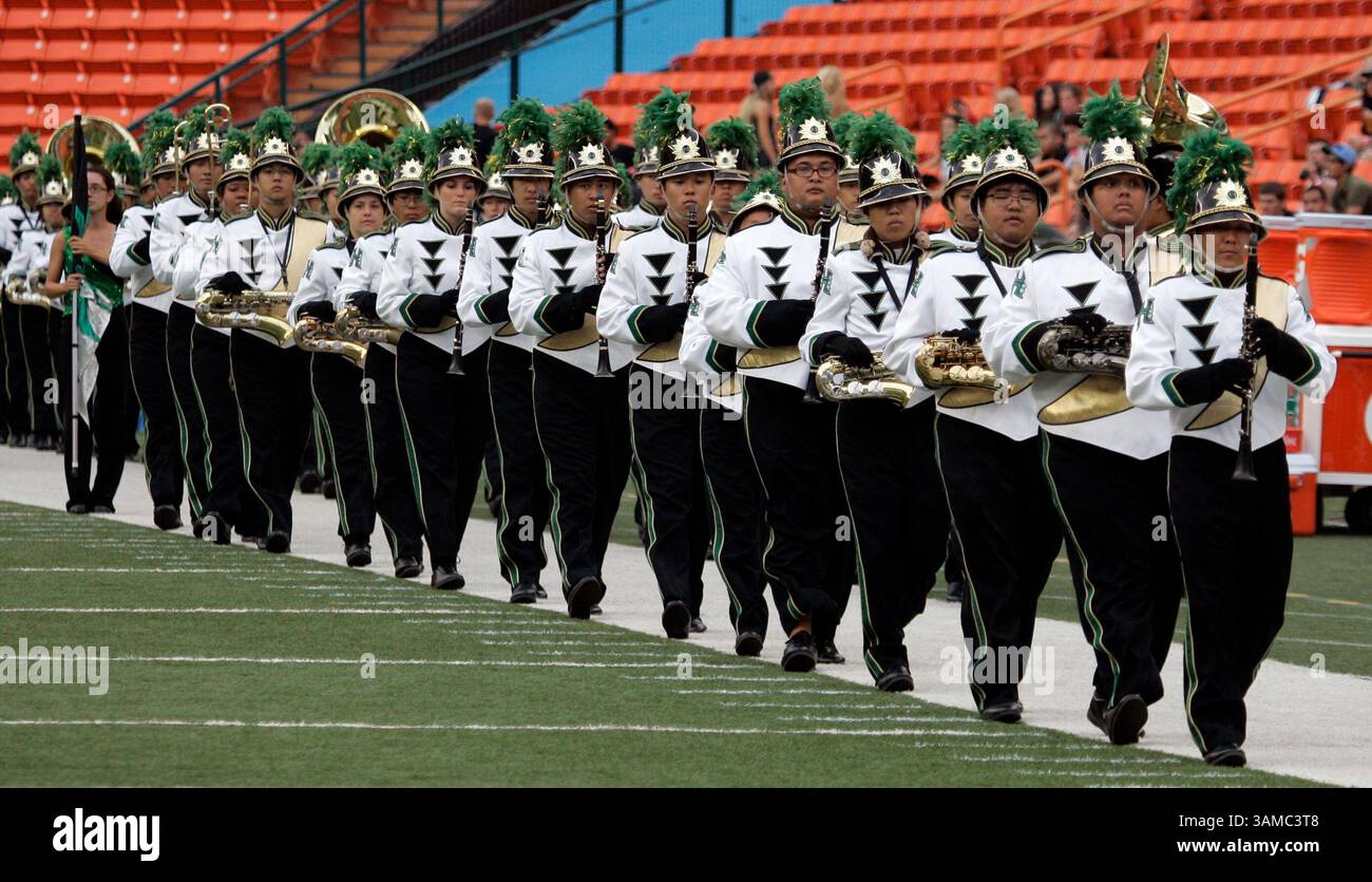 Hi 5 band hi-res stock photography and images - Alamy