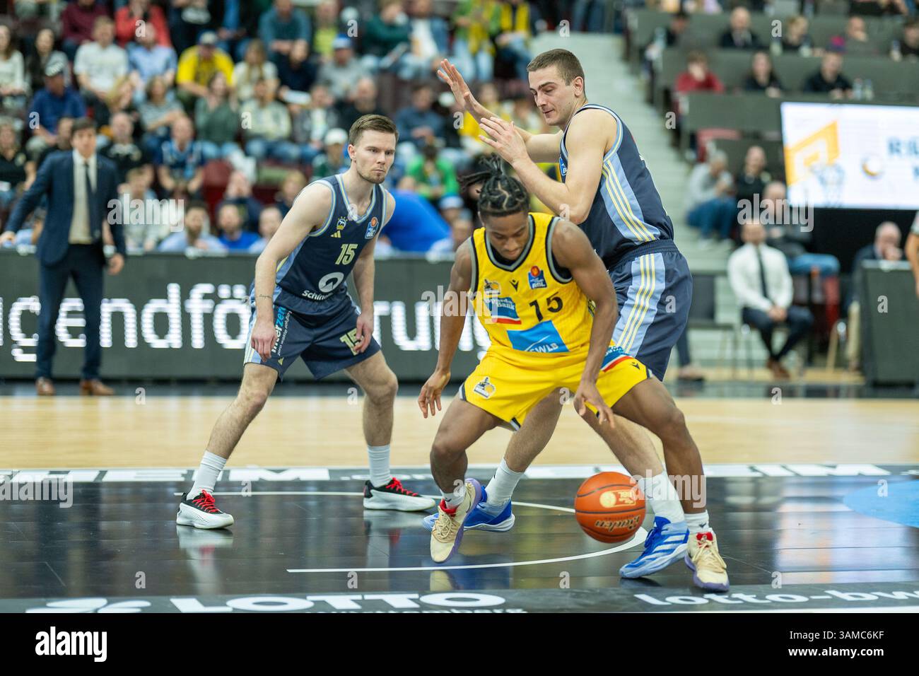 Ludwigsburg, Deutschland. 13th Apr, 2025. Martin Hermannsson (ALBA ...