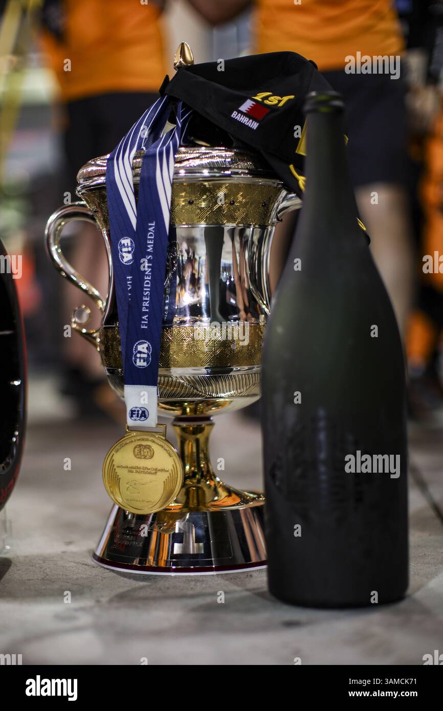 FIA President Medal winner trophy PIASTRI Oscar (aus), McLaren F1 Team ...