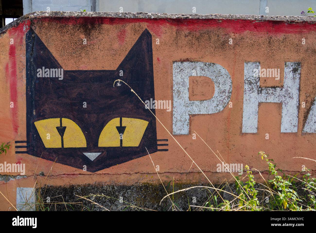 Reims-Gueux former Formula One circuit pit lane with start and finish ...
