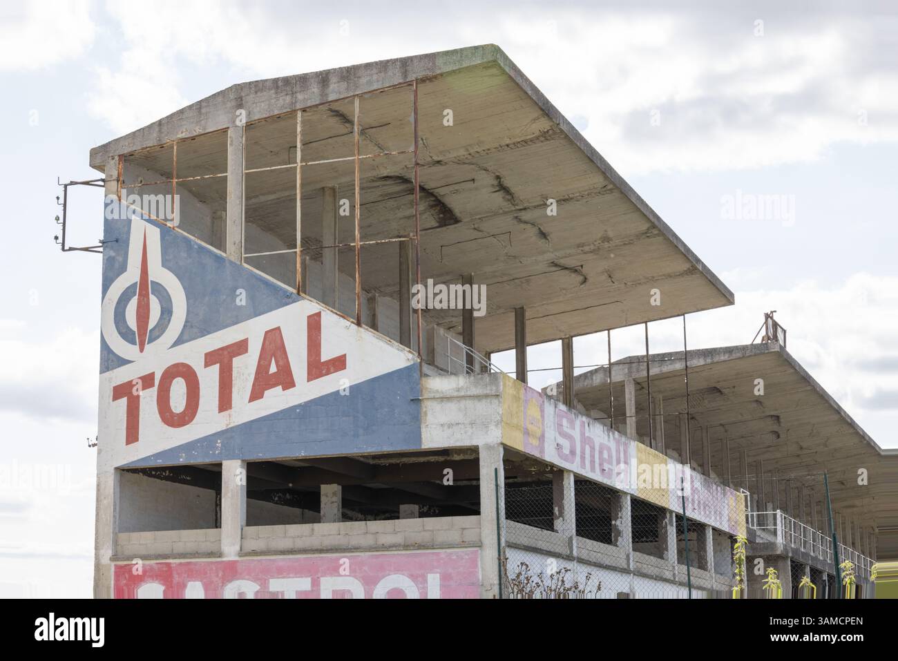 Reims-Gueux former Formula One circuit pit lane with start and finish ...