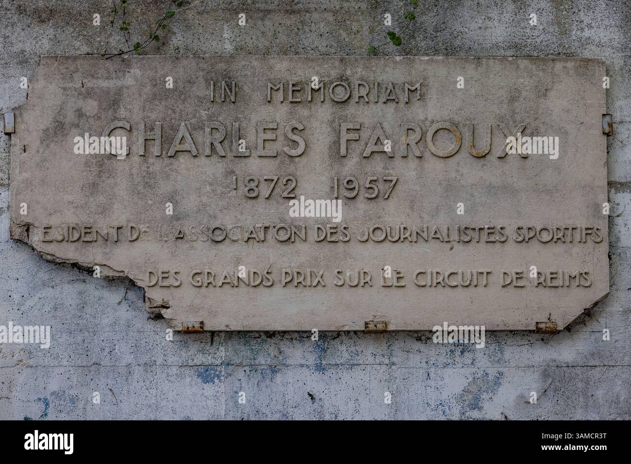 Reims-Gueux former Formula One circuit pit lane with start and finish ...