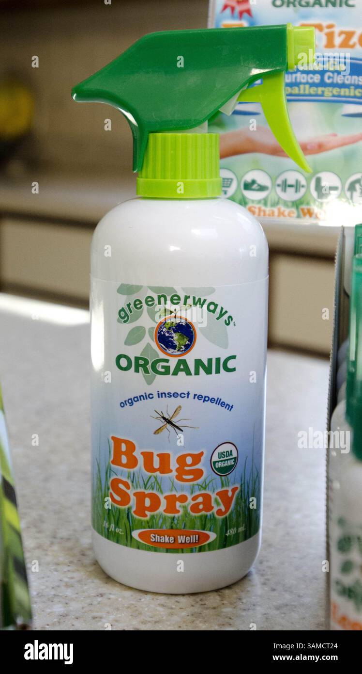 Bug spray hi-res stock photography and images - Alamy