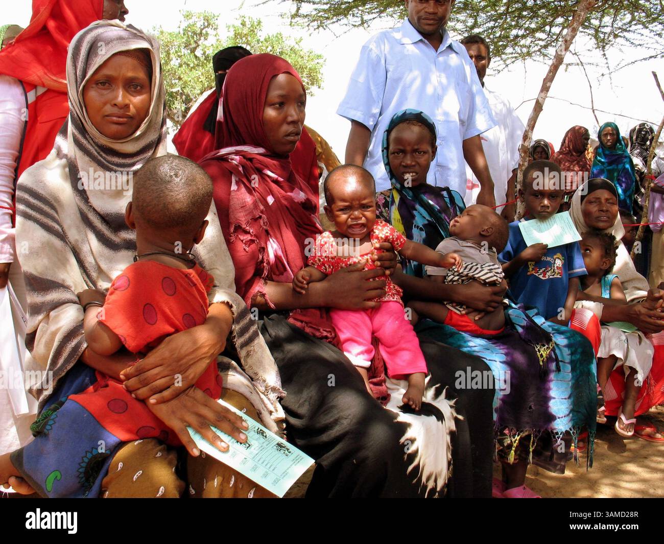 Somali red crescent hi-res stock photography and images - Alamy