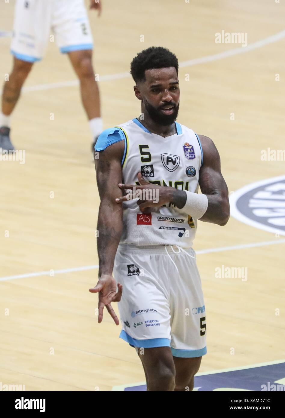 Cremona, Italy. 13th Apr, 2025. Corey Davis (Vanoli Cremona) during ...