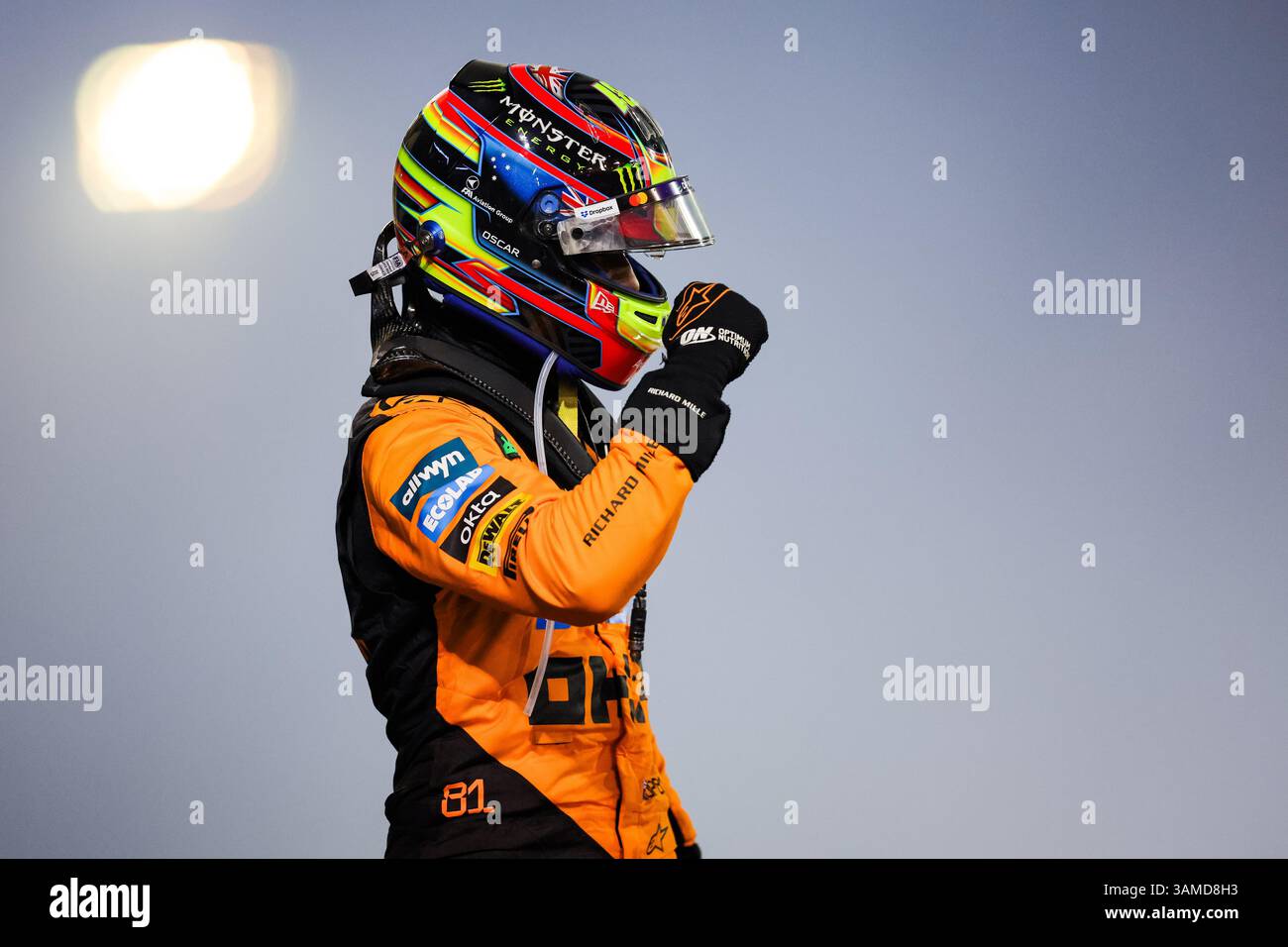 PIASTRI Oscar (aus), McLaren F1 Team MCL39, portrait celebrating race ...