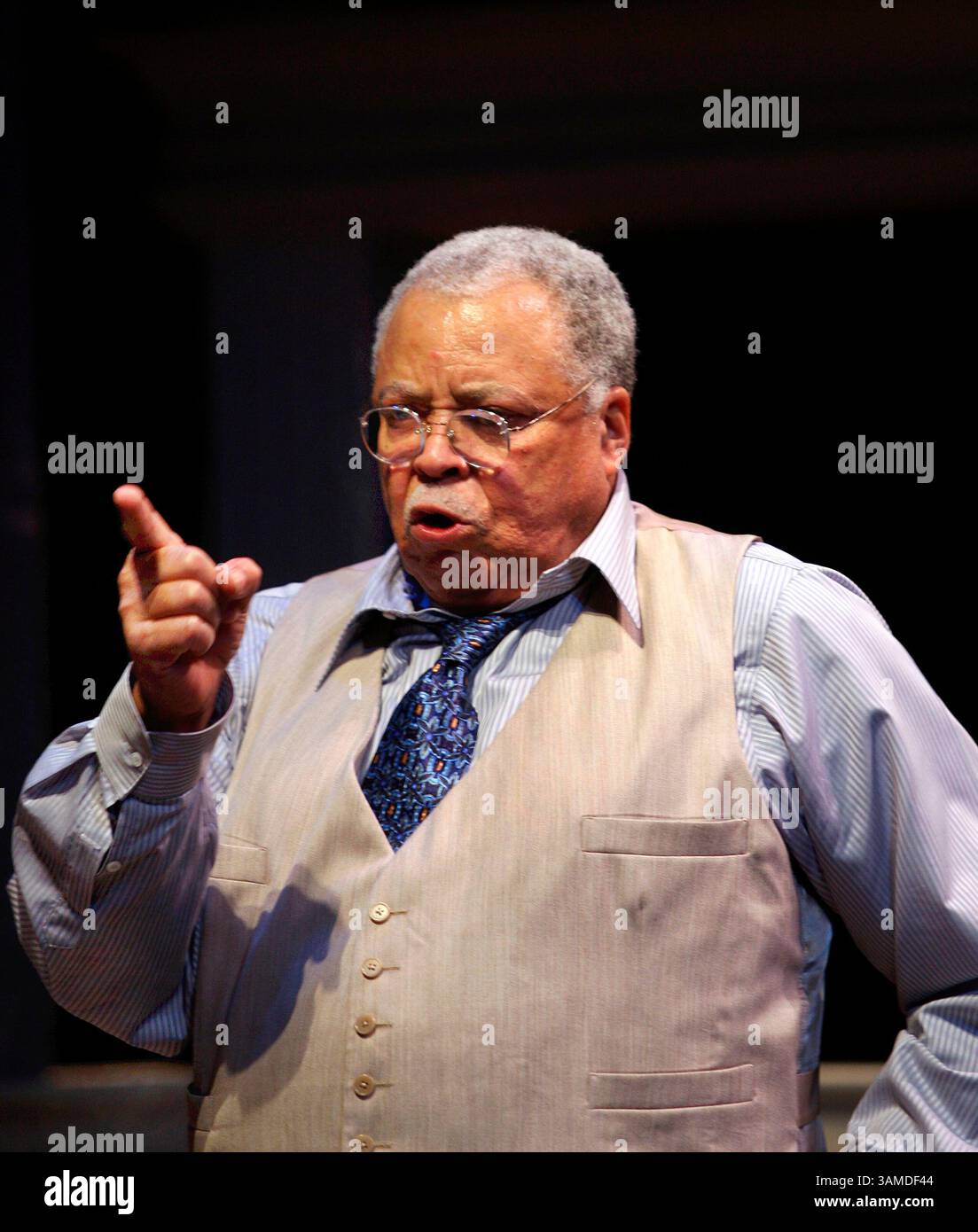 Big daddy cast hi-res stock photography and images - Alamy