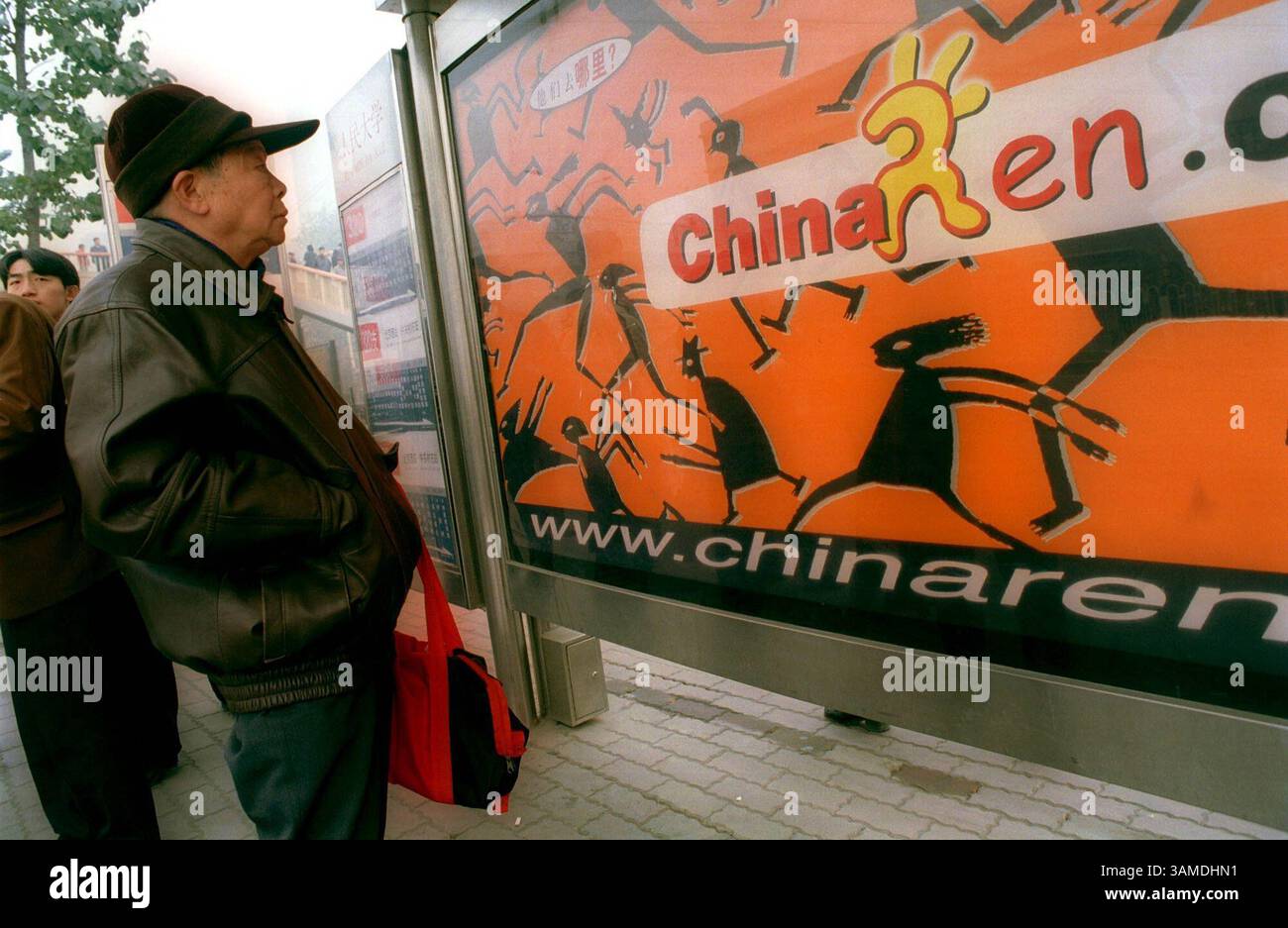 Bus stop ap hi-res stock photography and images - Alamy