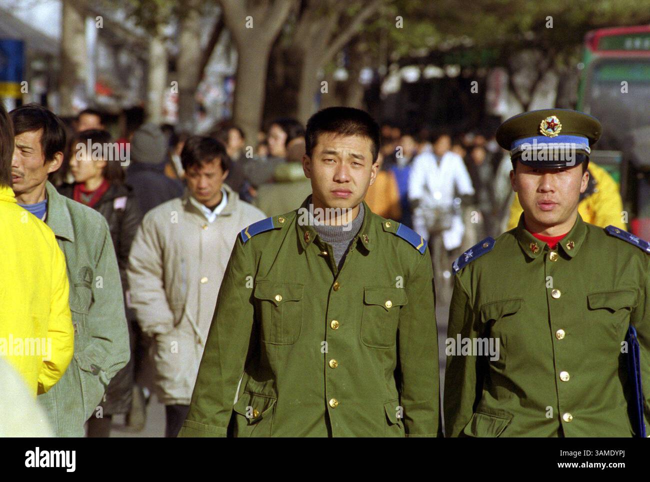 Nov. 15, 2000 - STAMP, U.S. - (KRT8) KRT WORLD NEWS STORY SLUGGED ...