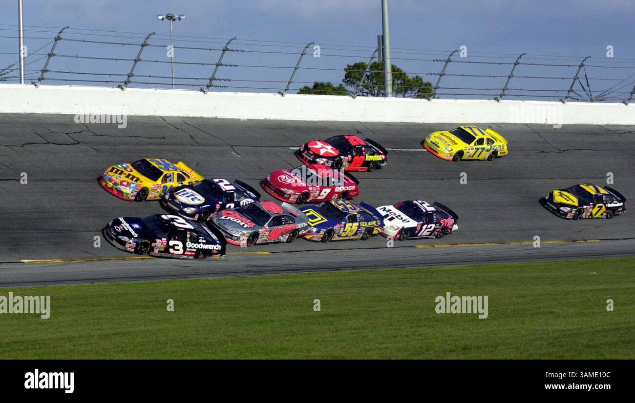Dale earnhardt 2001 daytona 500 hi-res stock photography and images - Alamy