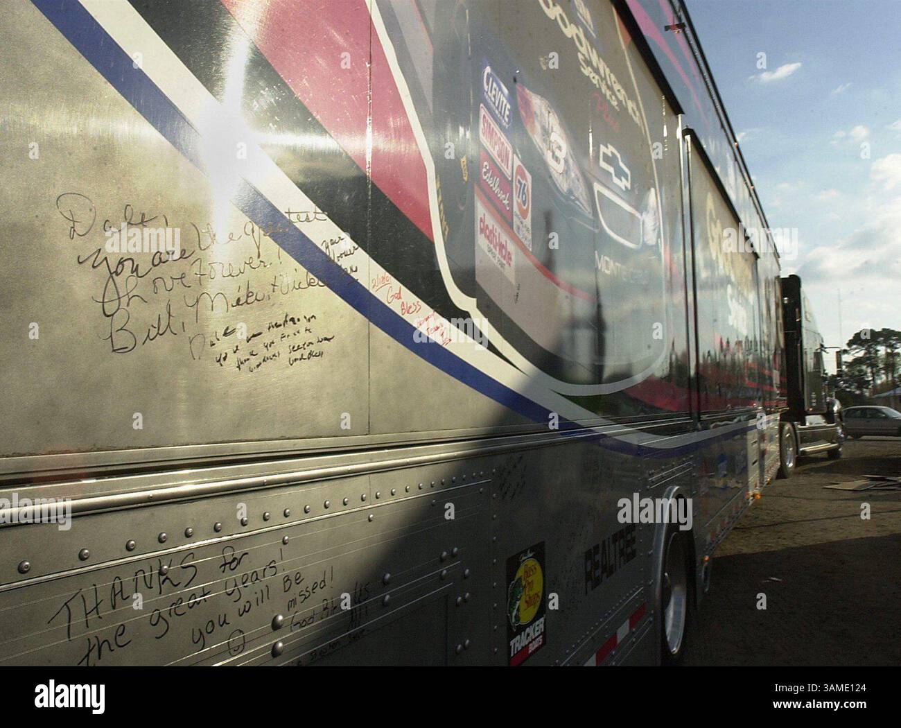 Dale earnhardt 2001 daytona 500 hi-res stock photography and images - Alamy