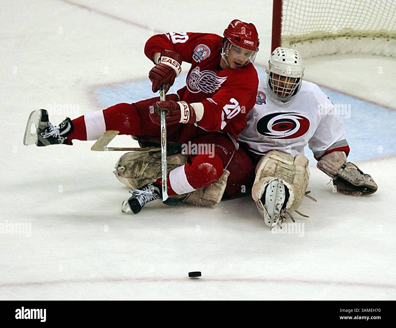 Luc robitaille 2002 hi-res stock photography and images - Alamy
