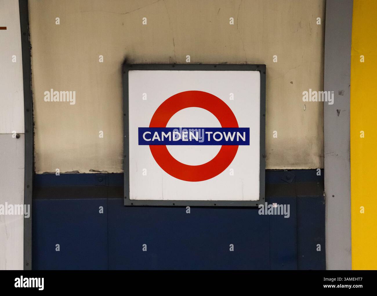 London, United Kingdom - 04. October 2024: Close-up of the iconic ...