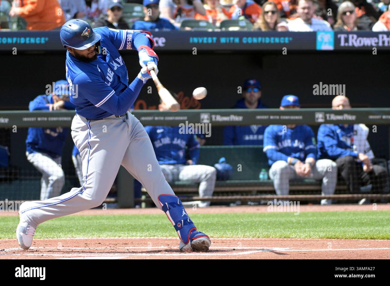 BALTIMORE, MD - APRIL 13: Toronto Blue Jays first baseman Vladimir ...