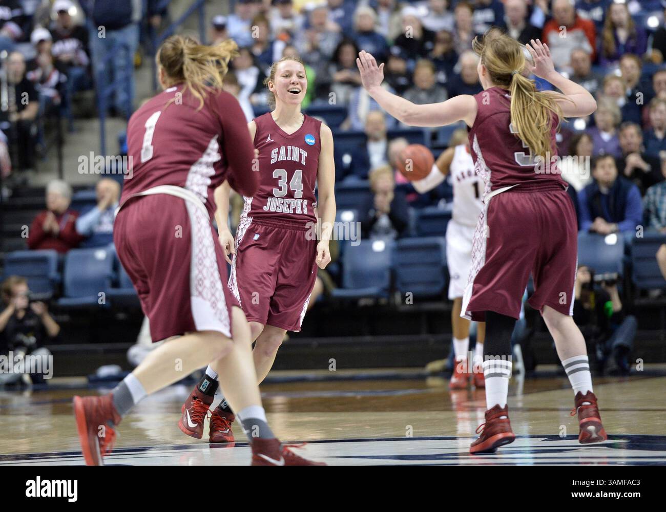 Ncaa womens div 1 basketball championship hi-res stock photography and ...