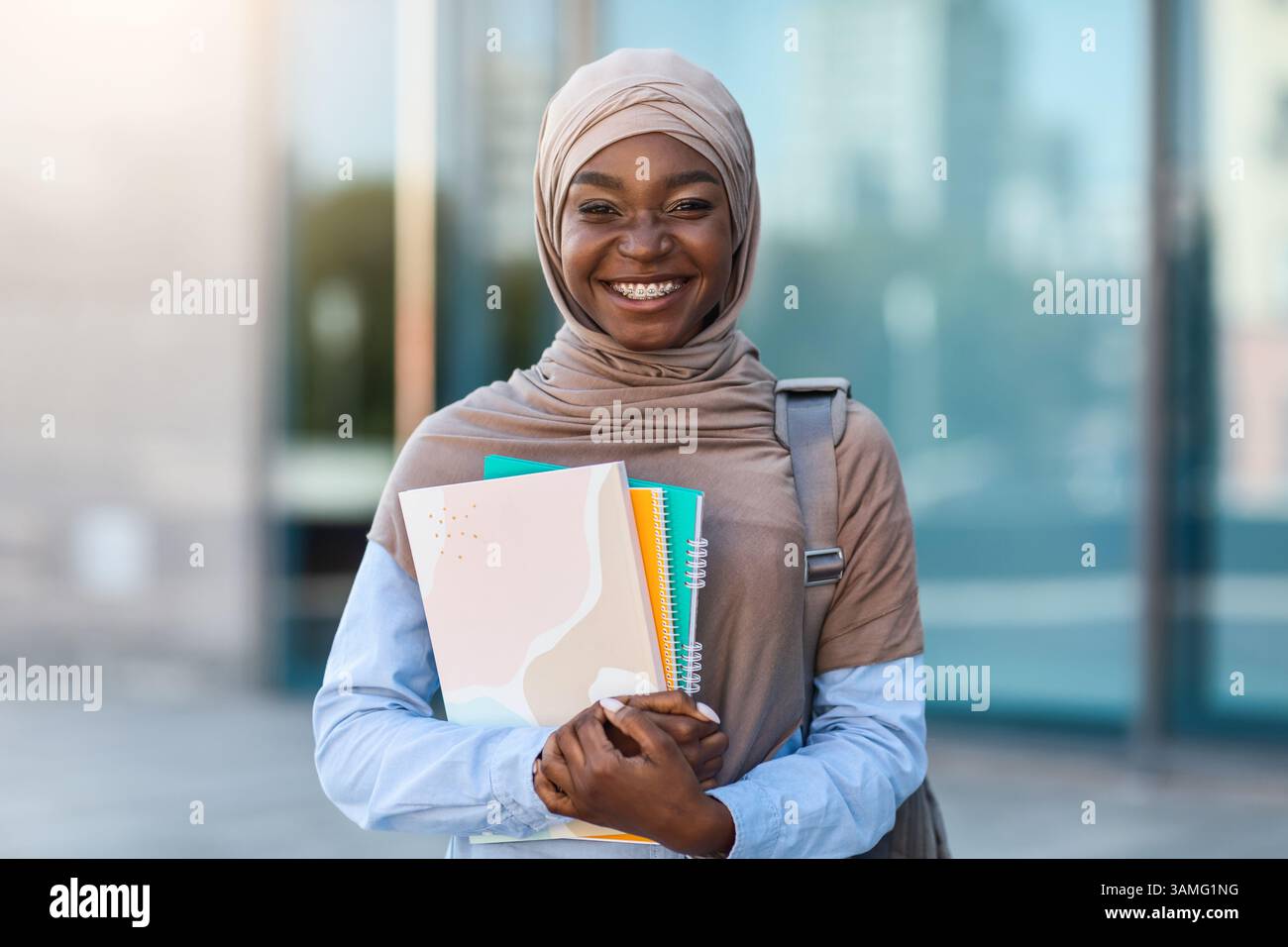 Muslim woman student in hijab hi-res stock photography and images - Alamy