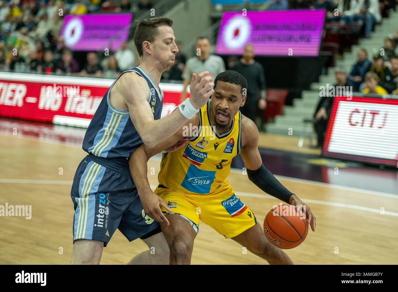 Justin Simon (MHP Riesen Ludwigsburg, #05), GER, MHP Riesen Ludwigsburg ...