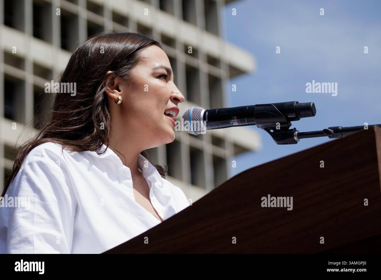 Los Angeles, USA. 12th Apr, 2025. Representative Alexandria Ocasio ...