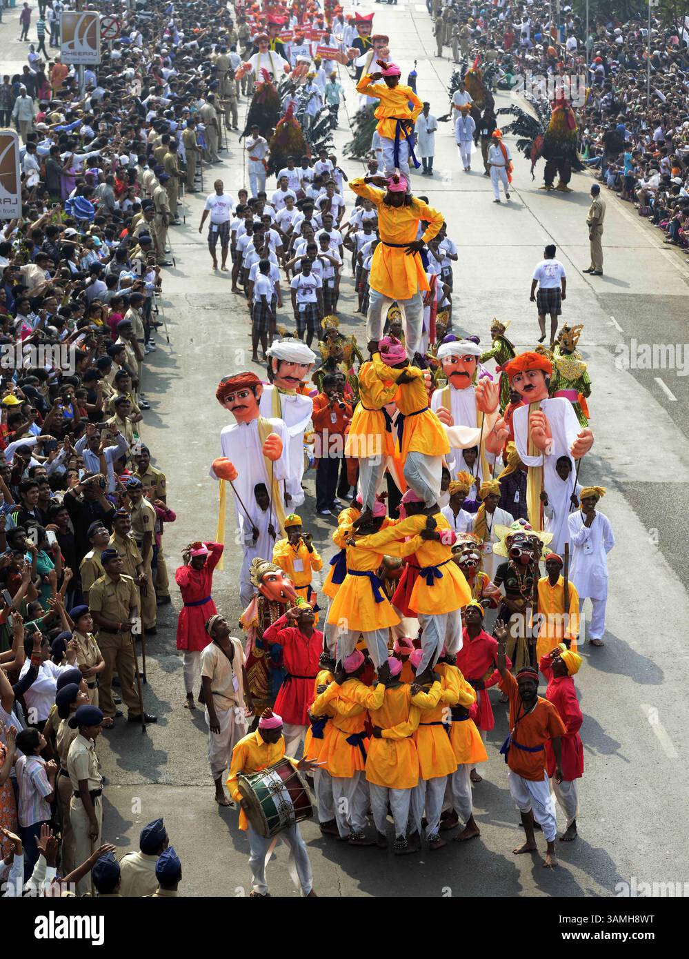 MUMBAI, INDIA â€“ JANUARY 26: Republic Day Parade at Marine Drive in ...