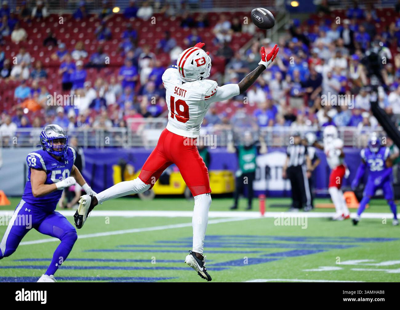 ST. LOUIS, MO - APRIL 13: DC Defenders wide receiver Ty Scott (19) has ...