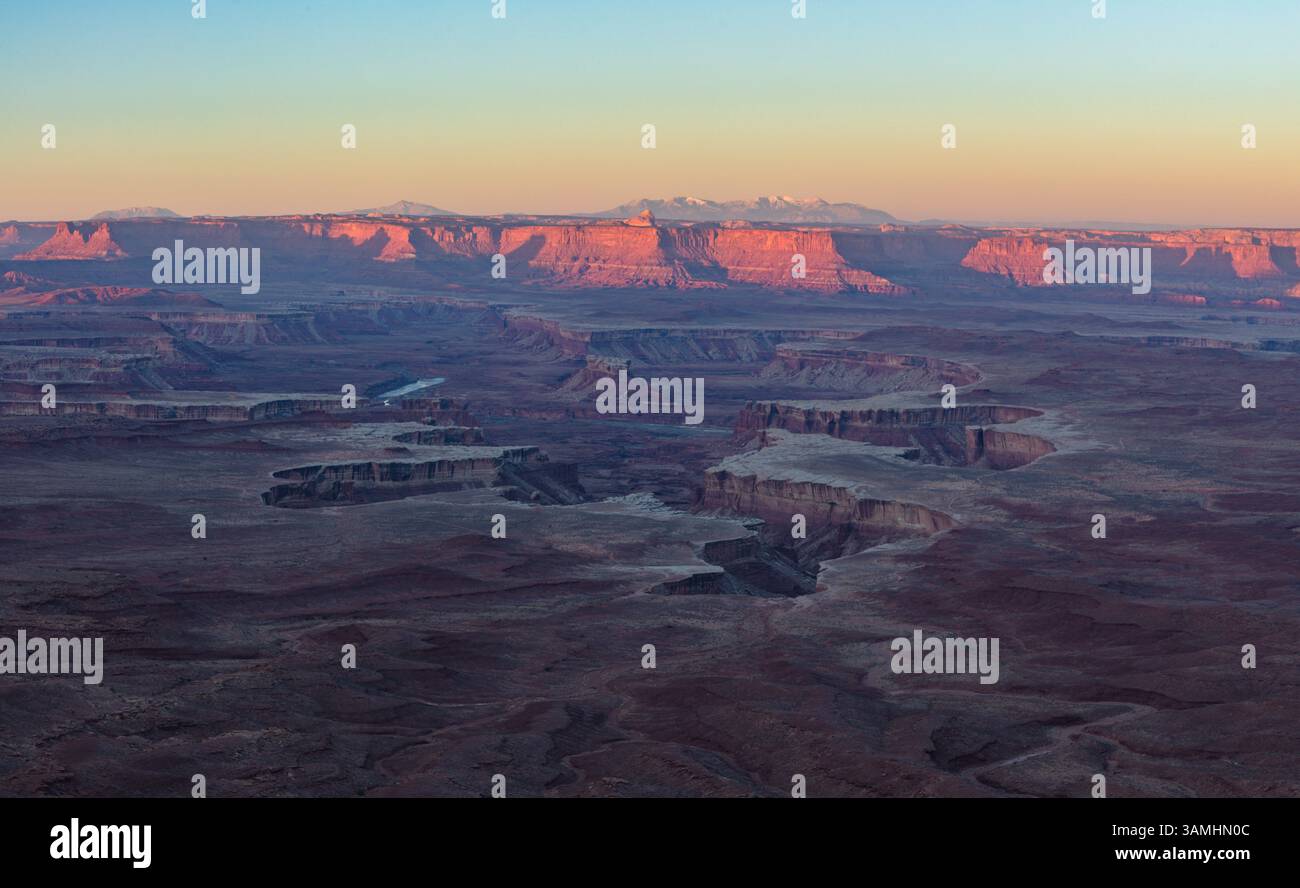 Sunrise at the Green River overlook Island in the Sky district of ...