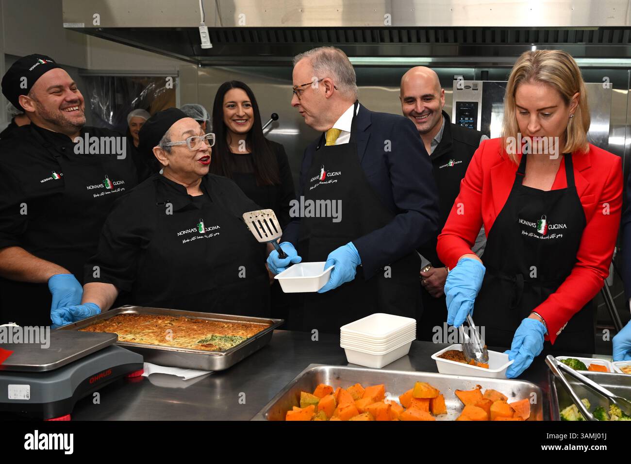 Australian Prime Minister Anthony Albanese and Labor candidate for ...