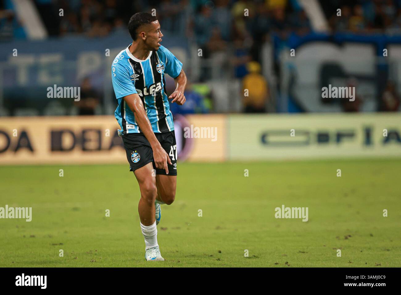 Porto Alegre, Brazil. 13th Apr, 2025. RS - PORTO ALEGRE - 04/13/2025 - BRAZILIAN A 2025, GREMIO ...