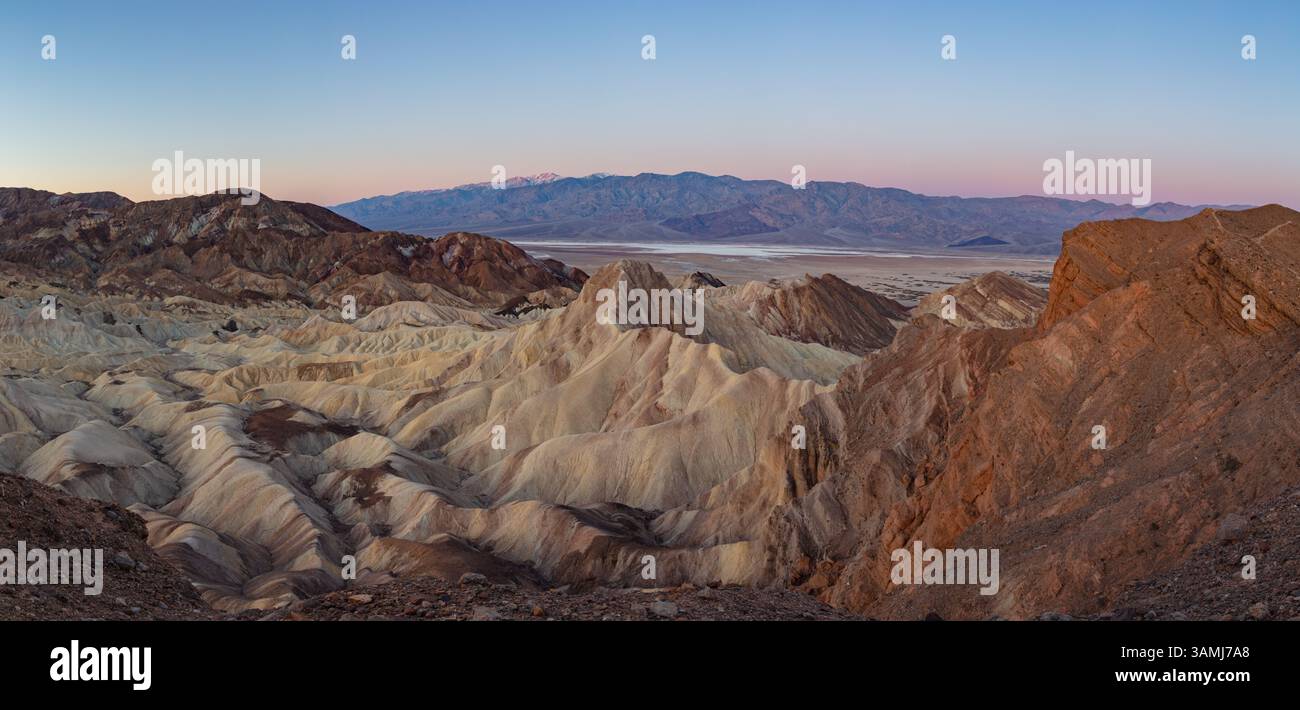 The amazing colors and textures at Zabriski Point in Death Valley ...
