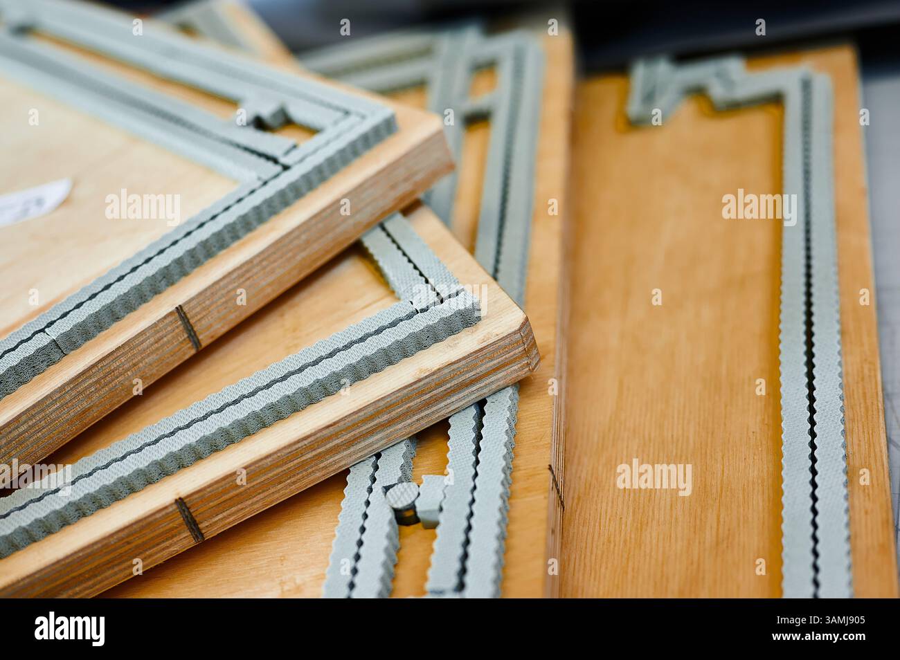 Advanced die cutting dies designed for precision cardboard box ...