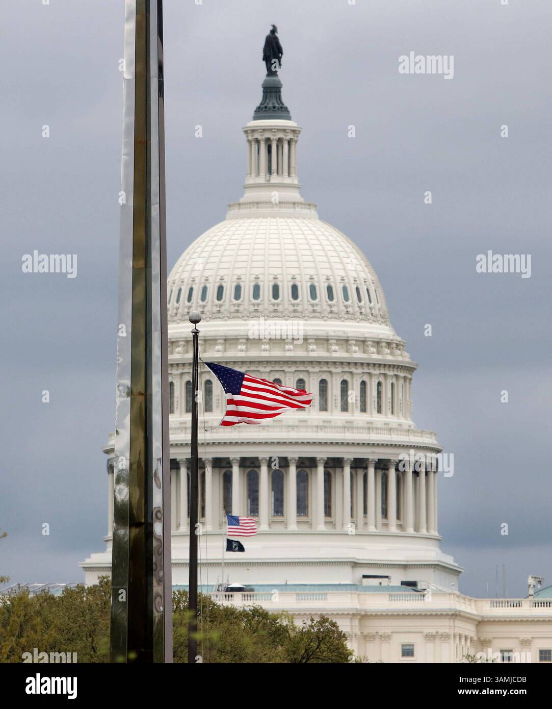 The U.S. Capitol in Washington, District of Columbia, USA, Washington ...