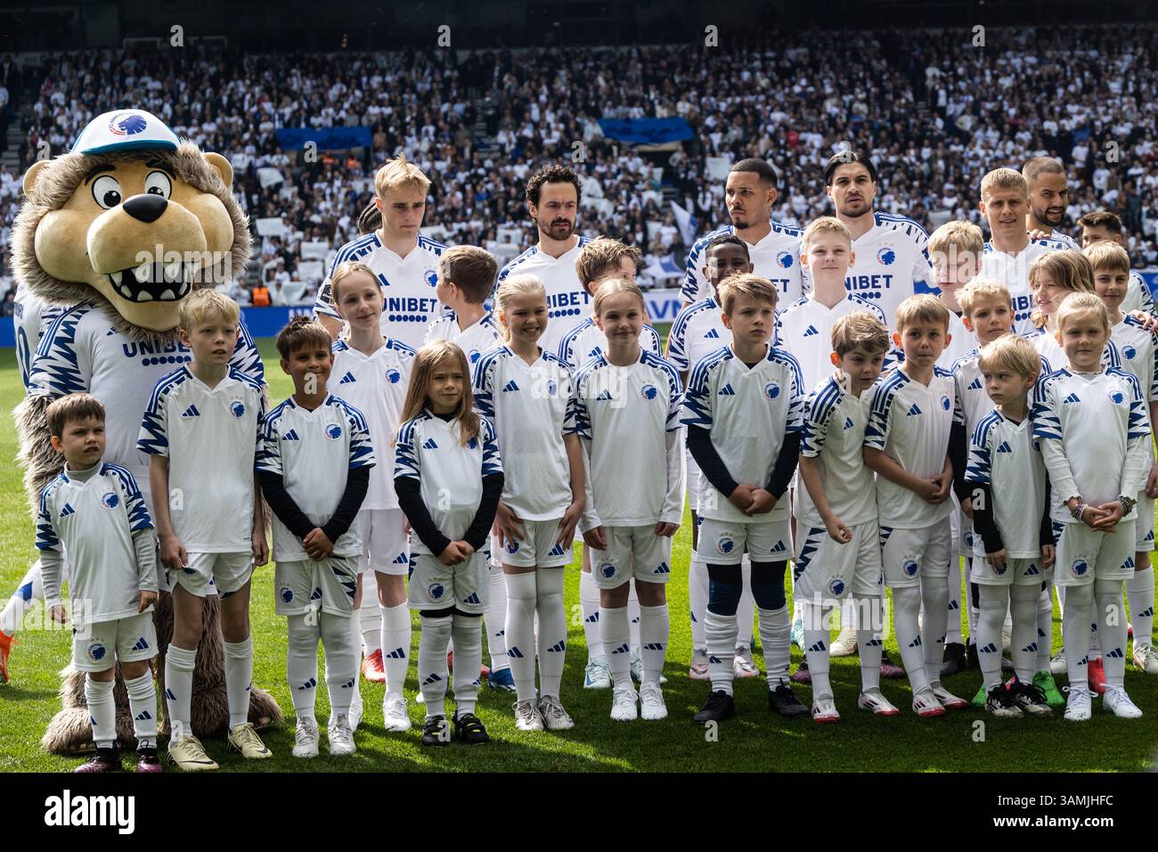 Copenhagen, Denmark. 13th Apr, 2025. Players of F.C. Copenhagen pose ...