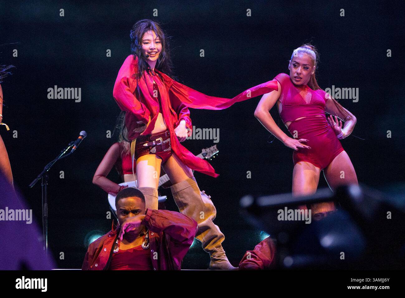 JENNIE performs during the first weekend of the Coachella Valley Music ...