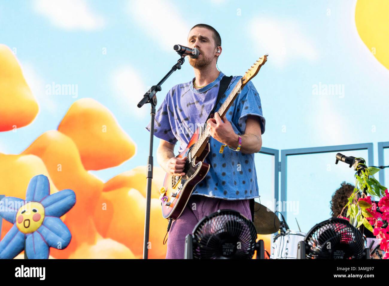 Still Woozy performs during the first weekend of the Coachella Valley ...