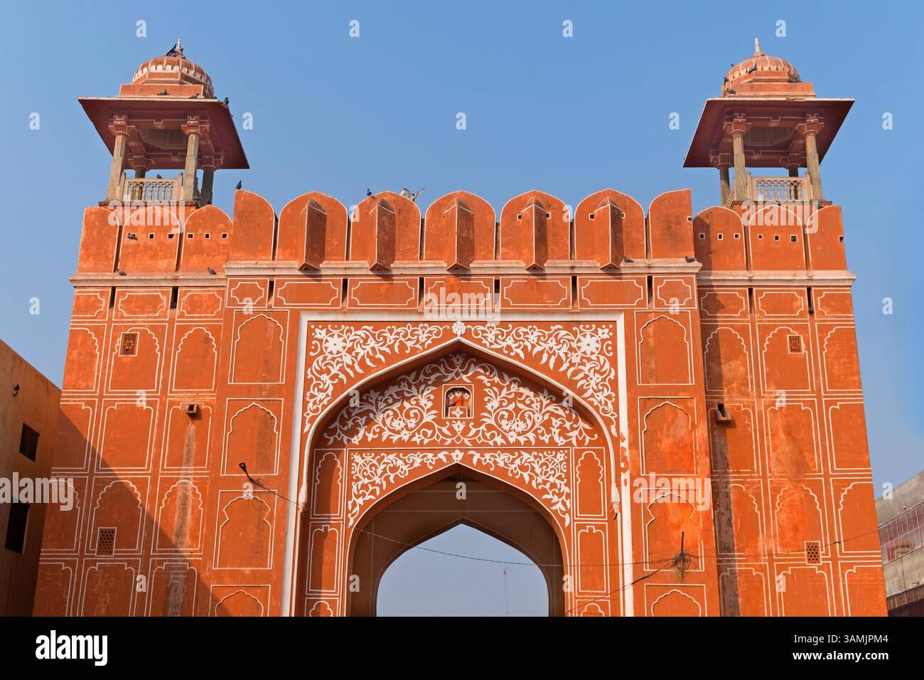 Rajasthani gate hi-res stock photography and images - Alamy