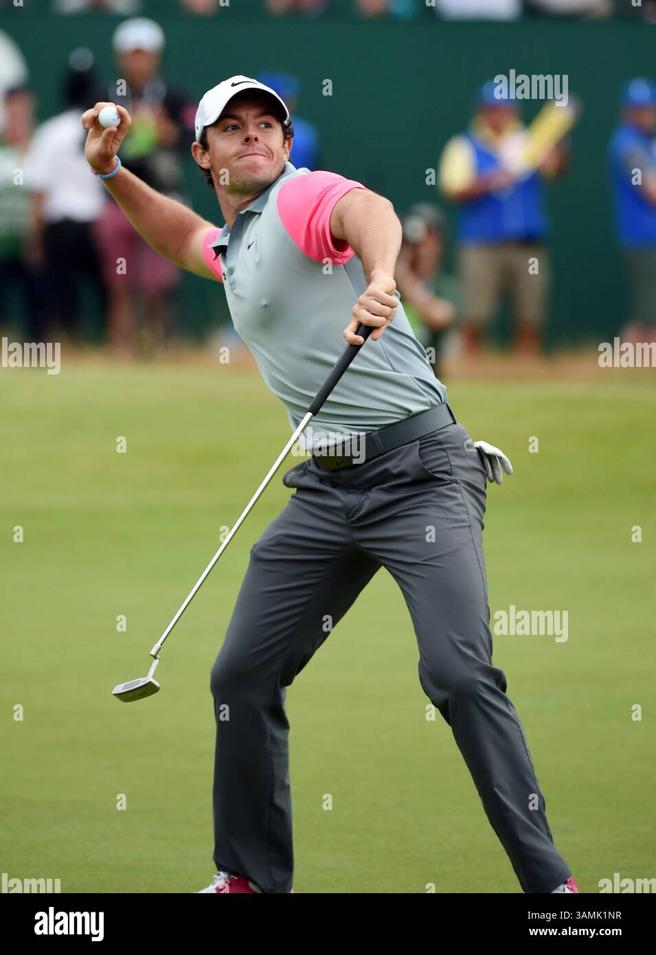 Rory mcilroy celebration major golf hi-res stock photography and images ...