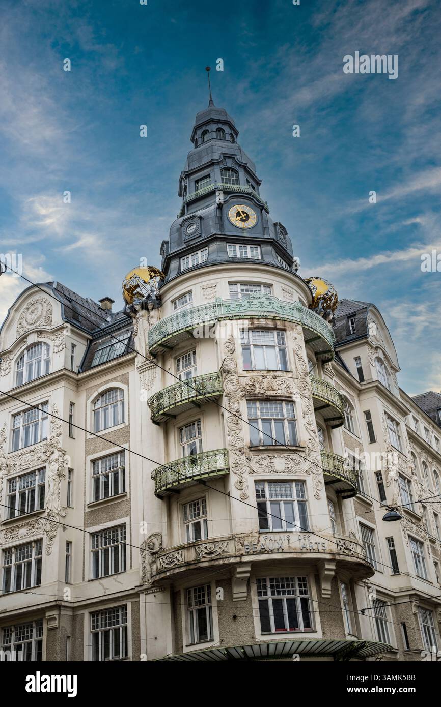 Palais des Beaux Arts residential building, Vienna, Austria Stock Photo ...