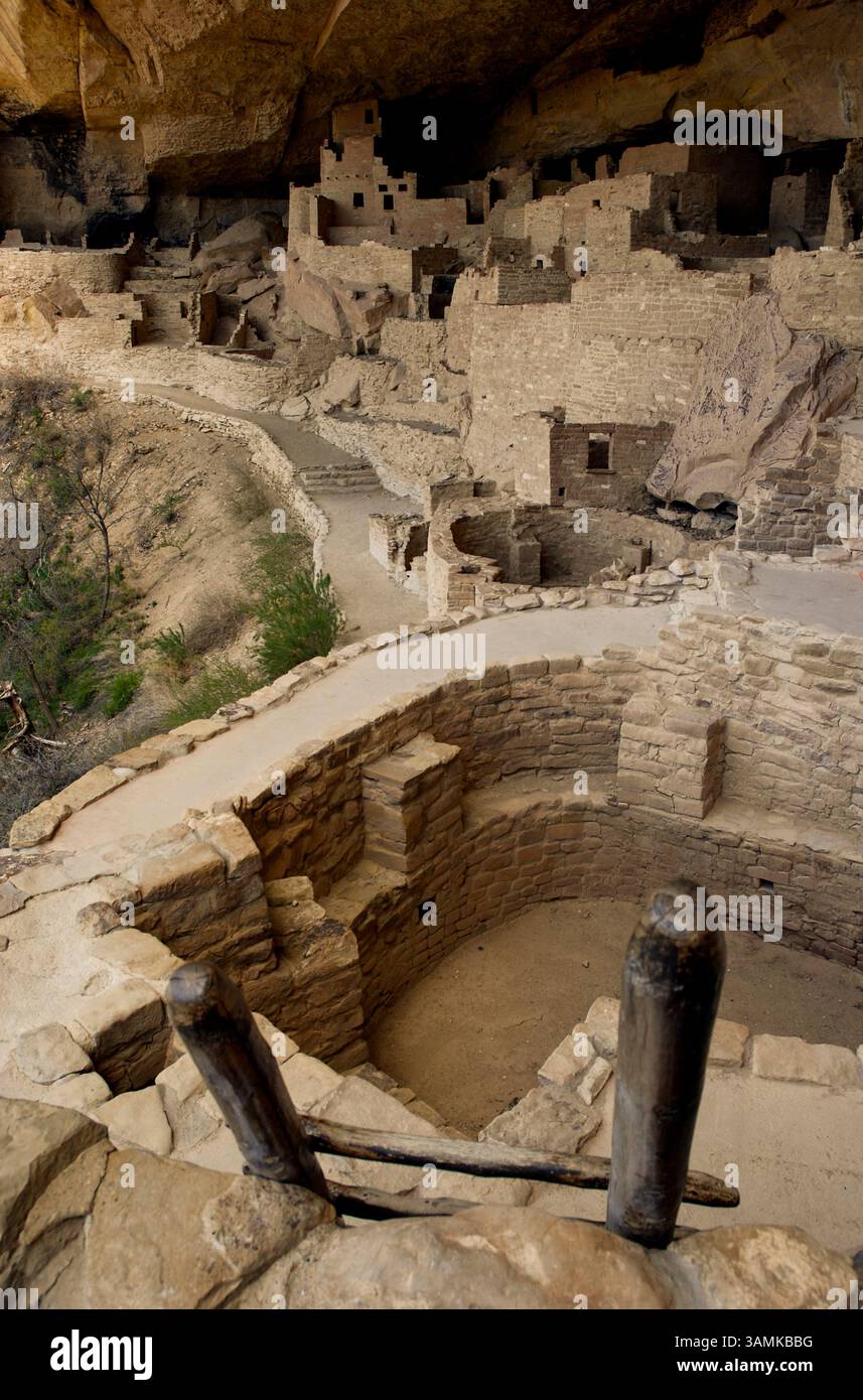 Mesa Verde National Park, a native merican site knowen for it's ...