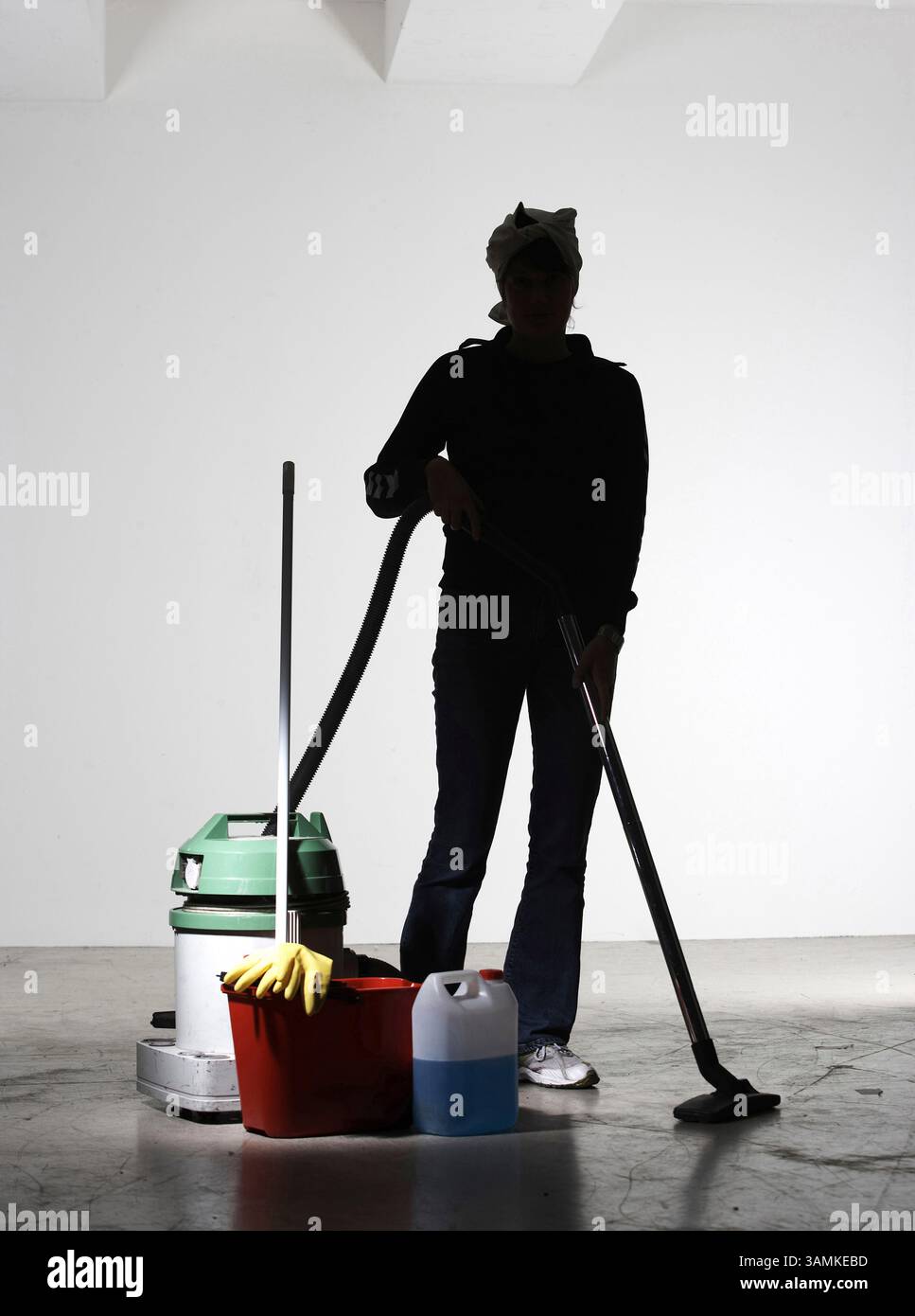 Cleaning woman silhouette hi-res stock photography and images - Alamy