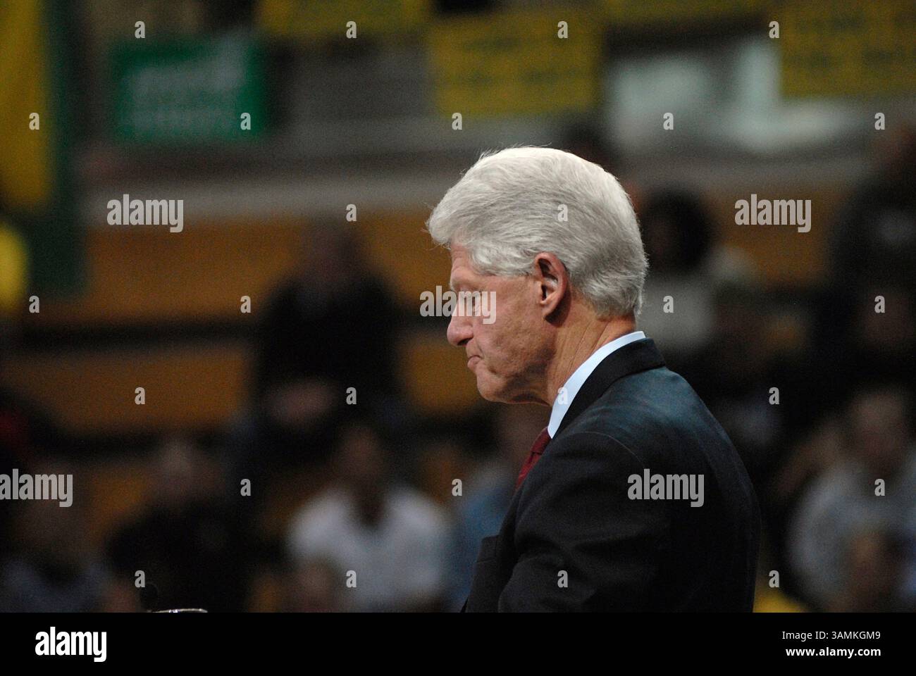 Bill clinton side view hi-res stock photography and images - Alamy